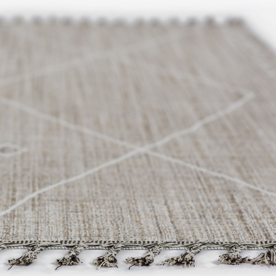 Moroccan Diamond Pattern Gray Tone Area Rug - Woodwaves